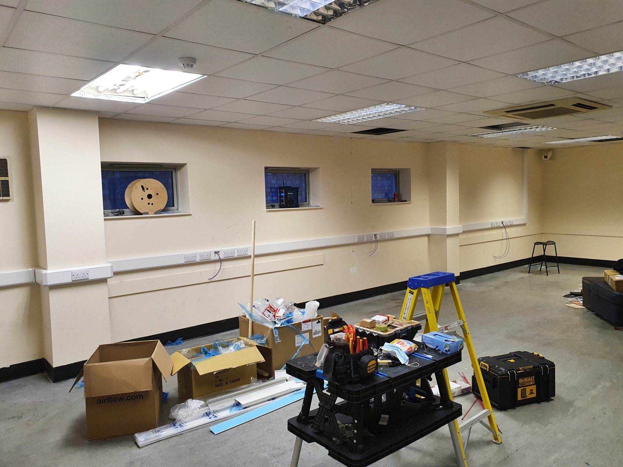 Network Cabling & Electrical Works London - PSS Installations